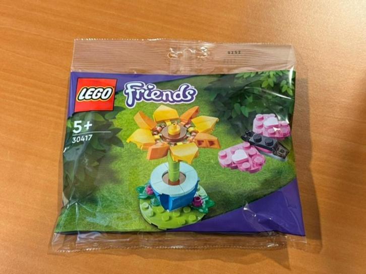 View LEGO® instruction 30417 Garden Flower and Butterfly - LEGO ...
